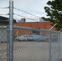 China Hot Dipped Galvanized Fence 60x60mm Pvc Coated Galvanized Chain Link Fence Fabric For Security for sale