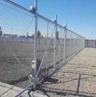 China Galvanized Garden Fence ASTM F668 Standard 6 Feet High Kxb Ends 2 Inch Hole Size Chain Link Fence for sale