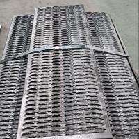 China 11GA Walkway Galvanized Steel Zinc Coated Perforated Grip Strut grating for sale