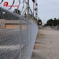 China Black Grass Chain Link Fence Fabric Hot Dipped Galvanized 2 inch Openning Black Colored Chain Link Fencing 6ft Tall for sale
