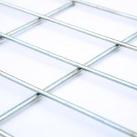 China 8 10 Gauge 2x2 3x3 4x4 6x6 10/10 Galvanized Welded Wire Mesh For Construction for sale