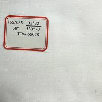 China 130X70 TC Fine Twill Fabric Semi Bleached Fabric 32*32 Yarn Count for sale