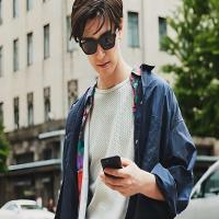 China Wireless Music Bluetooth Video Sunglasses Anti Blue Ray Lenses Connect With Phone for sale