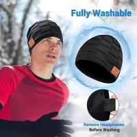 China Enjoy Music Keep Warm Bluetooth Beanie Hat For Driving Climbing Skinng for sale