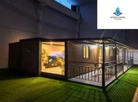 China Instagrammable Expandable Glamping House With Glass Walls for sale