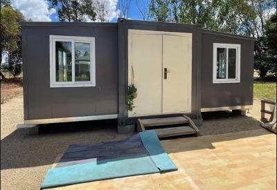China 3 Bedrooms Expandable Container House with 15+ Year Lifespan and Steel Structure Frame for sale