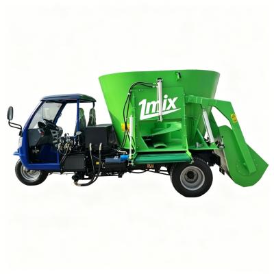 China 5m³ Self-propelled TMR Mixer for sale