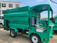 China 4 Wheel Electric Feed Dispenser for sale