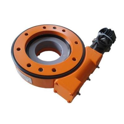 China Tracking Solar System Heavy Duty Loading SE7 Inch Slewing Drives Industrial 4500 Nm Torque IP65 Slew Bearing for sale