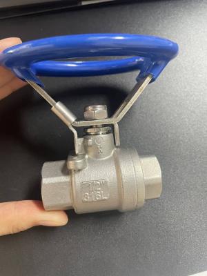 China Xtv 1 Inch 2PC Stainless Steel Oval Handle Thread Ball Valve for Initial Payment for sale