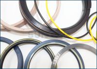 China 707-99-56250 7079956250 Lift Cylinder Service Kit For Komatsu Bulldozer Lift Cylinder D375A-6 for sale