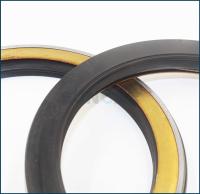 China 07012-10140 0701210140 Oil Seal Towing Winch For KOMATSU Excavator D61E D61EX D61PX D65E D65EX D65P D65PX D70LE D85E for sale