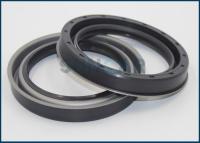 China 5-09625-014-0 5096250140 Crankshaft Oil Seal For ISUZU 4BD1 6BD1(OLD) DB58 for sale