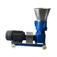 China 300-400kg/H Small Chicken Feed Pellet Machine For Pig Farms for sale