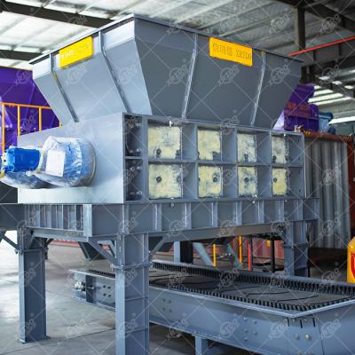 China Large Furniture Shredder 15-60kW for Sofas Mattresses Fabrics Sponges Wood RDF Production 3-8 t/h for sale