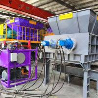 China Dual-Shaft Metal Recycling Shredder for Car Shells & Tires - 200-2200mm Input Size, 400kW Motor for sale