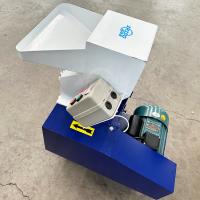 China Industrial Plastic Crusher Shredder Machine 2.2-5.5kW Motor 100-300kg/h Capacity for PE PP PET Recycling for sale