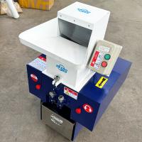 China Industrial Plastic Crusher Shredder Machine 2.2-5.5kW Motor 100-300kg/h Capacity for PE PP PET Recycling for sale