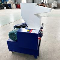 China 1300 kg/h Plastic Crusher Machine with 220V/380V/415V Voltage Options and 8-10 Year Lifespan for sale