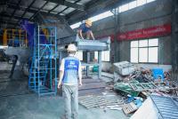 China Double Shaft Waste Shredder Machine 2000x1490mm Feed 90kW Custom Color Stainless Steel for sale