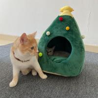 China High Quality Cats Puppies Beds Washable Warm Pet Bed Luxury Christmas tree Cave Mat for sale