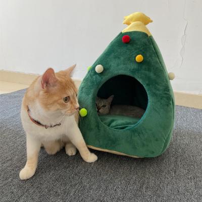 China High Quality Cats Puppies Beds Washable Warm Pet Bed Luxury Christmas tree Cave Mat for sale