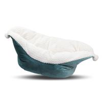 China Boat shape Portable Pet Bed Luxury Furry Dog Bed Washable Calming Bed for Dog and Cat for sale