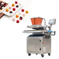 China 2d/3d One Shot Double Colors Chocolate chips Making Machine Chocolate Depositing dispenser for sale