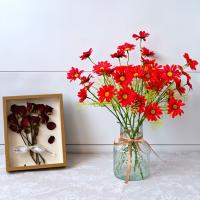 China Small Daisy Indoor and Outdoor Decor Flowers Long Term Artificial Flowers For Wedding Party Decoration Silk Flower Stems for sale