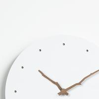 China Modern Wall Clock White Round Moistureproof Large Hanging Wall Clock for sale