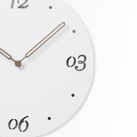 China Fashionable Exquisite Artistic Mute Large Hanging Wall Clock Home Decor Personalized Wall Clocks for sale