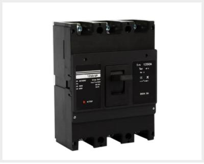 China 63A 32A MCCB Circuit Breaker 50Hz 3 Phase Circuit Breakers For Industrial Power Distribution for sale