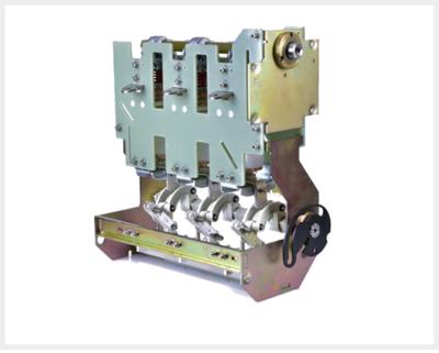 China 630A MV Circuit Breaker 12kV 24kV SF6 Gas Insulated Circuit Breaker With Isolating Switch for sale