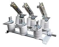 China Outdoor MV Disconnect Switch 12kV / 24kV Isolation Disconnect Switch With 630A Rating for sale