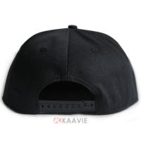 China Custom Embroidery Logo Hip Hop Snapback Cap 56cm Cotton Acrylic Flat Brim OEM for sale