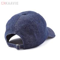 China 6 Panel High Profiel Black 100 Polyester Baseball Caps 2.5cm Visor Letters Embroidered for sale