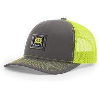 China Custom Embroidered Logo 6 Panel Trucker Mesh Cap Distressed Baseball Hat for Adults for sale