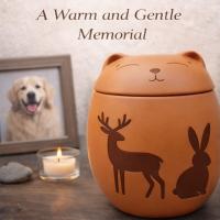 China Chip Resistant Ceramic Pet Ashes Urn Decorative Pet Cremation Box For Cat Dog for sale