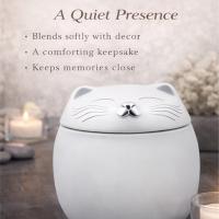 China Custom Shapes Ceramic Cat Cremation Urn Minimalist Pet Ashes Keepsake Box for sale