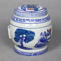 China Decorative Classic Blue White Porcelain Funeral Urn For Human Ashes Wholesale for sale