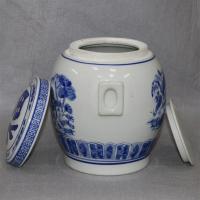 China Glossy Finish Oriental Blue And White Ceramic Cremation Urn 23x22cm Custom Shape for sale