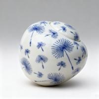 China Cylindrical Shape Ceramic Cremation Jar For Adult Human Ashes Glossy Memorial Container for sale