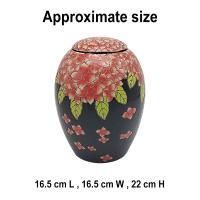 China Customized Decorative Ceramic Jars With Lid Hydrangea Floral Design Home Decor for sale