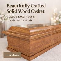 China Eco Friendly Wooden Burial Casket High Gloss Finish Natural Wood Grain for sale