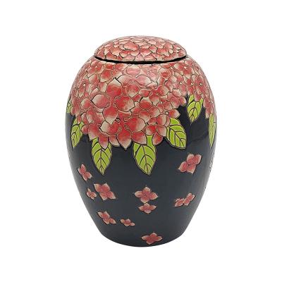 China Customized Decorative Ceramic Jars With Lid Hydrangea Floral Design Home Decor for sale