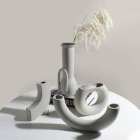 China Minimalist Ceramic Vase with Raw Matte Finish for sale