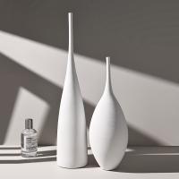 China Minimalist Ceramic Vase Collection in Black and White for sale