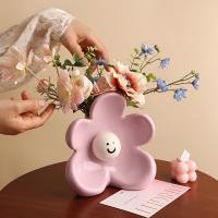 China Colorful Smiley Flower Vase Set for Desktop Decor for sale