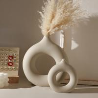 China Modern Abstract Vase Set in Matte White and Silver for sale