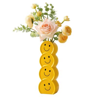 China Smiley Stack Vase for Modern Desktop Styling for sale